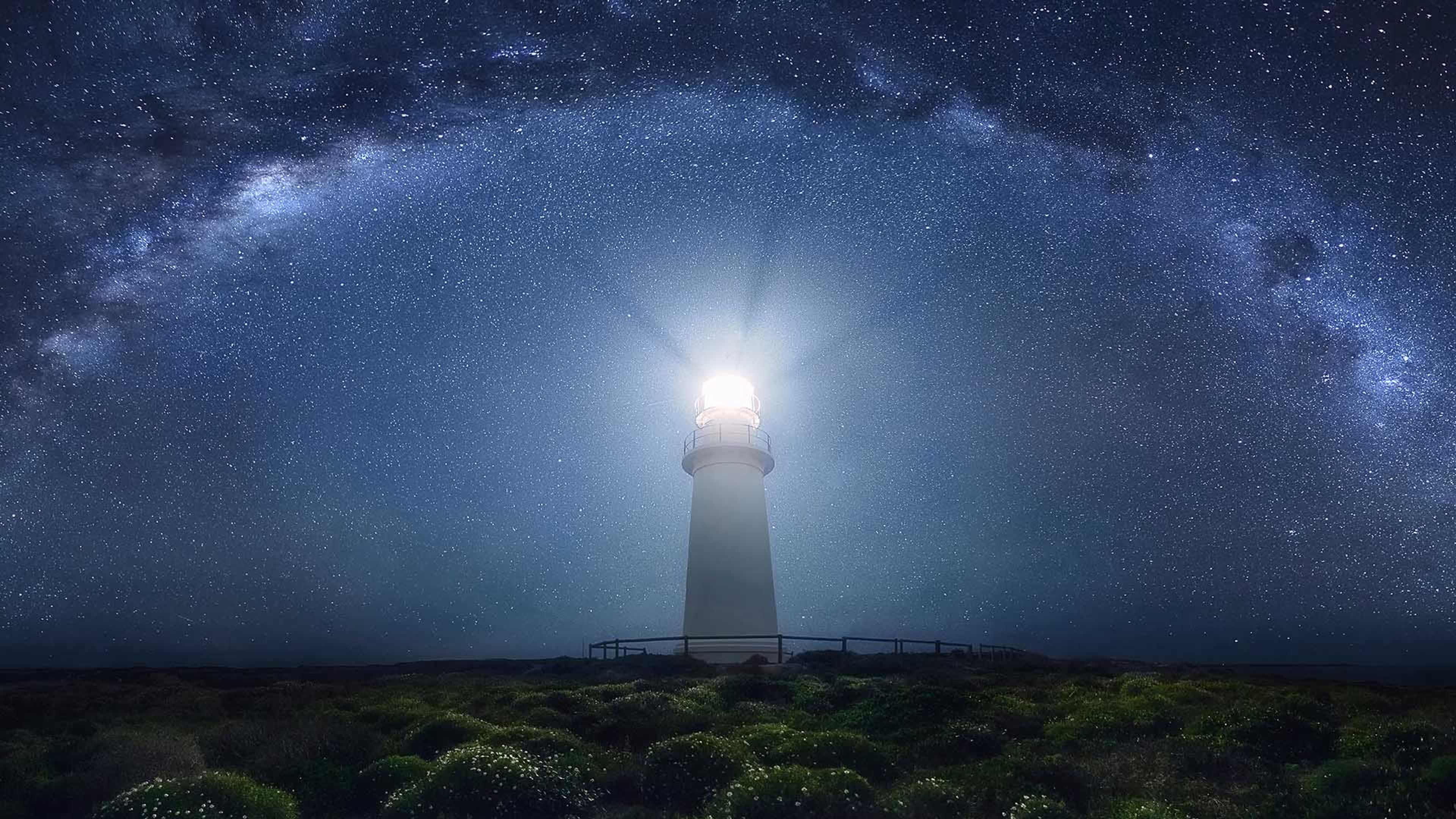 Corny Point Lighthouse on Yorke Peninsula, South Australia - Bing Gallery