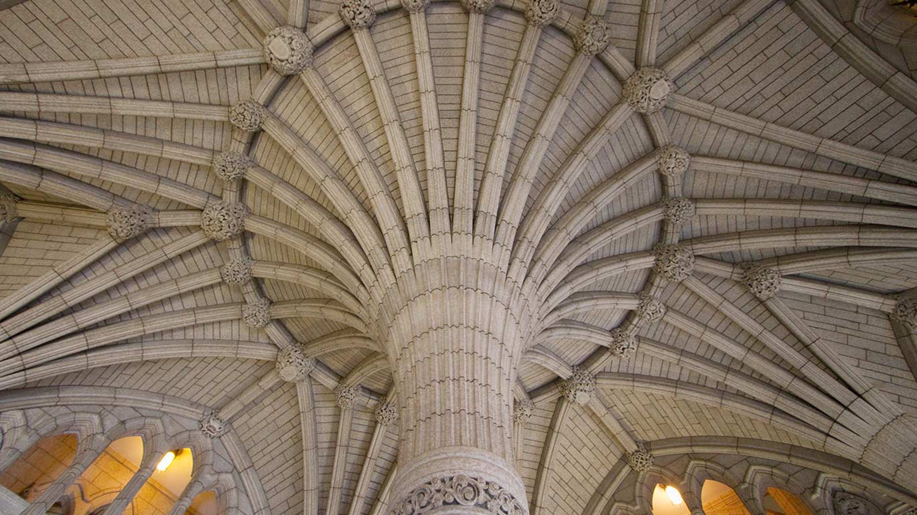 Confederation Hall at the Parliament Building in Ottawa, Ont. - Bing ...