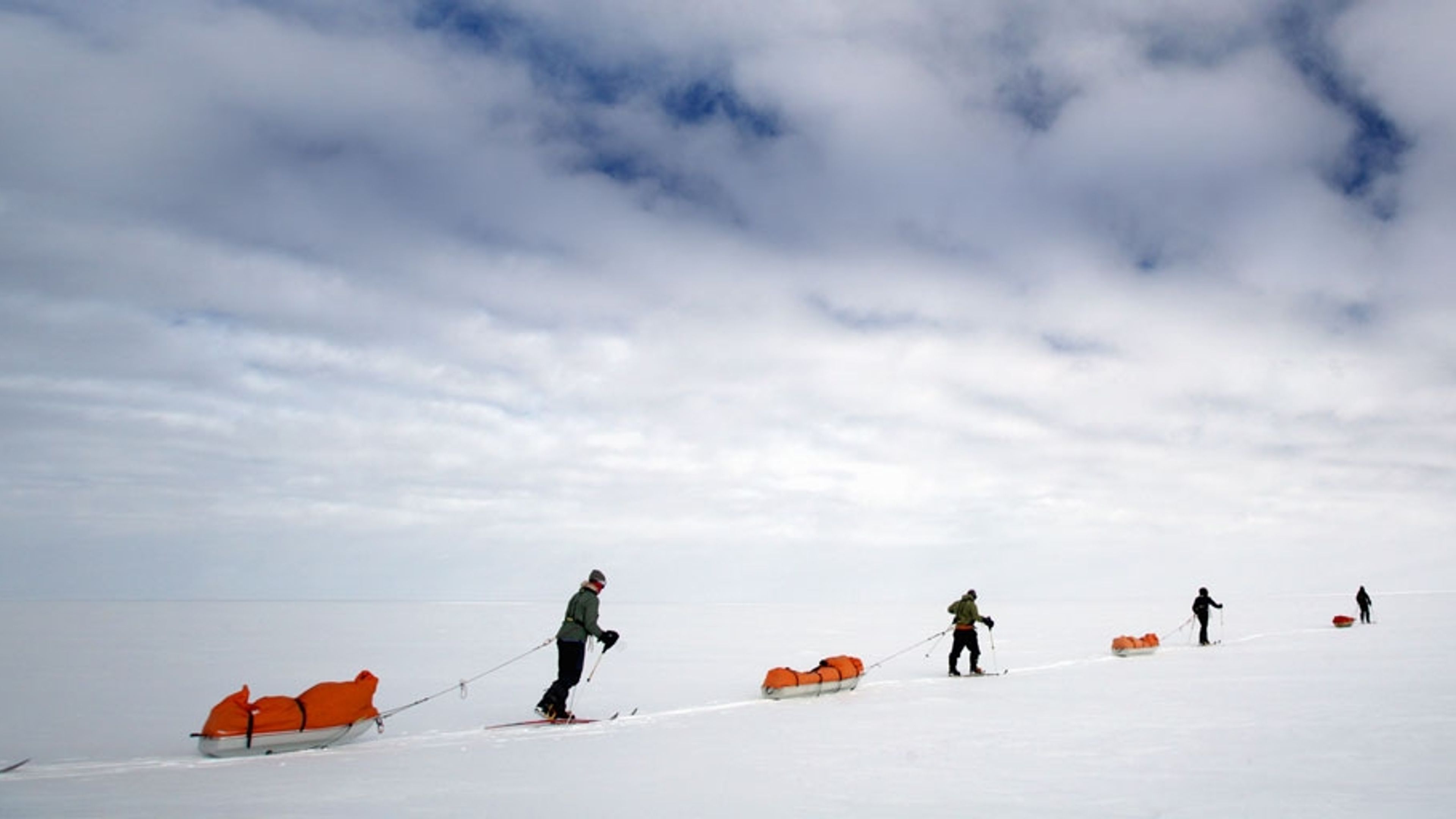 Skiers pulling sledges on route to South Pole, Antarctica - Bing Gallery