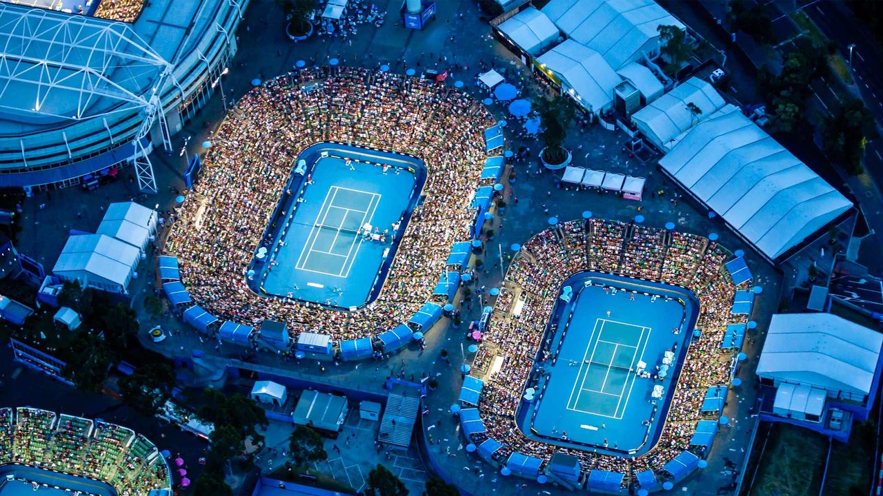 Does Rod Laver Arena Have A Roof
