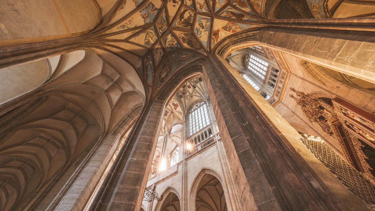St. Barbara's Cathedral, Kutná Hora, Czechia - Bing Gallery · Peapix