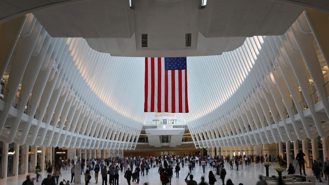 Inside the Oculus at the World Trade Center in Lower Manhattan - Bing ...
