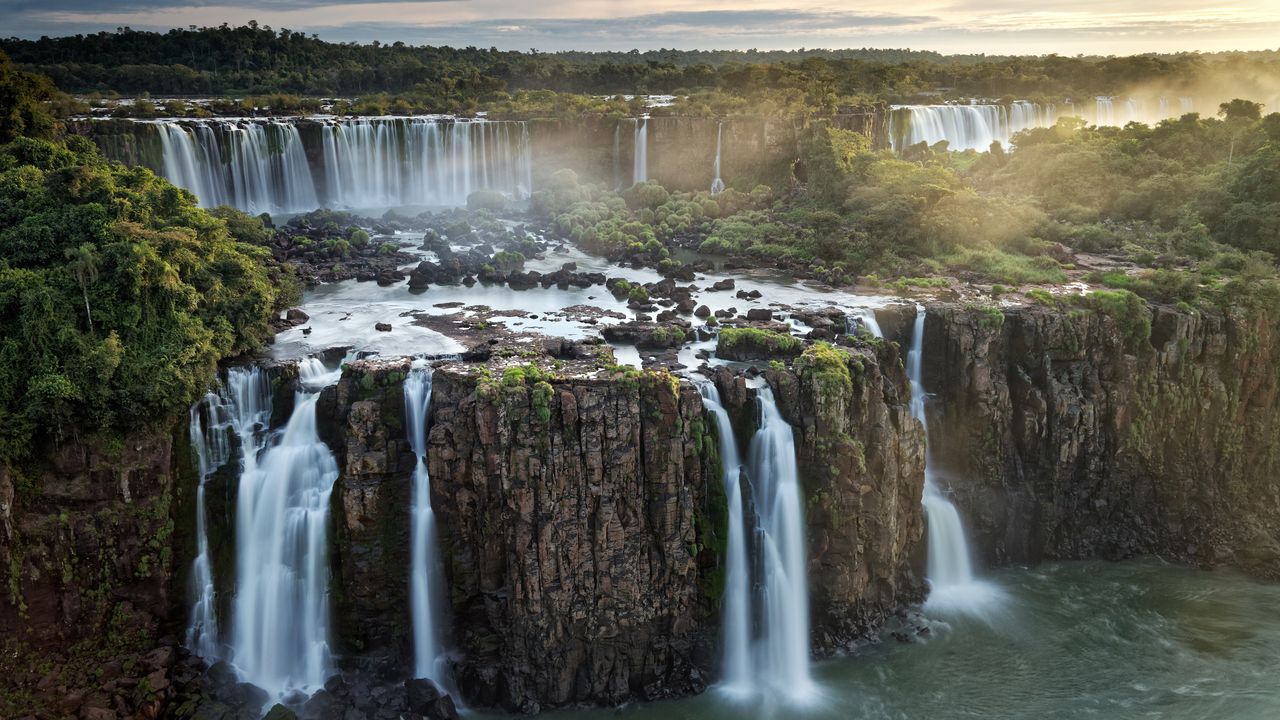 Salto Tres Mosqueteros, Cascate dell’Iguazú, Argentina - Bing Gallery ...