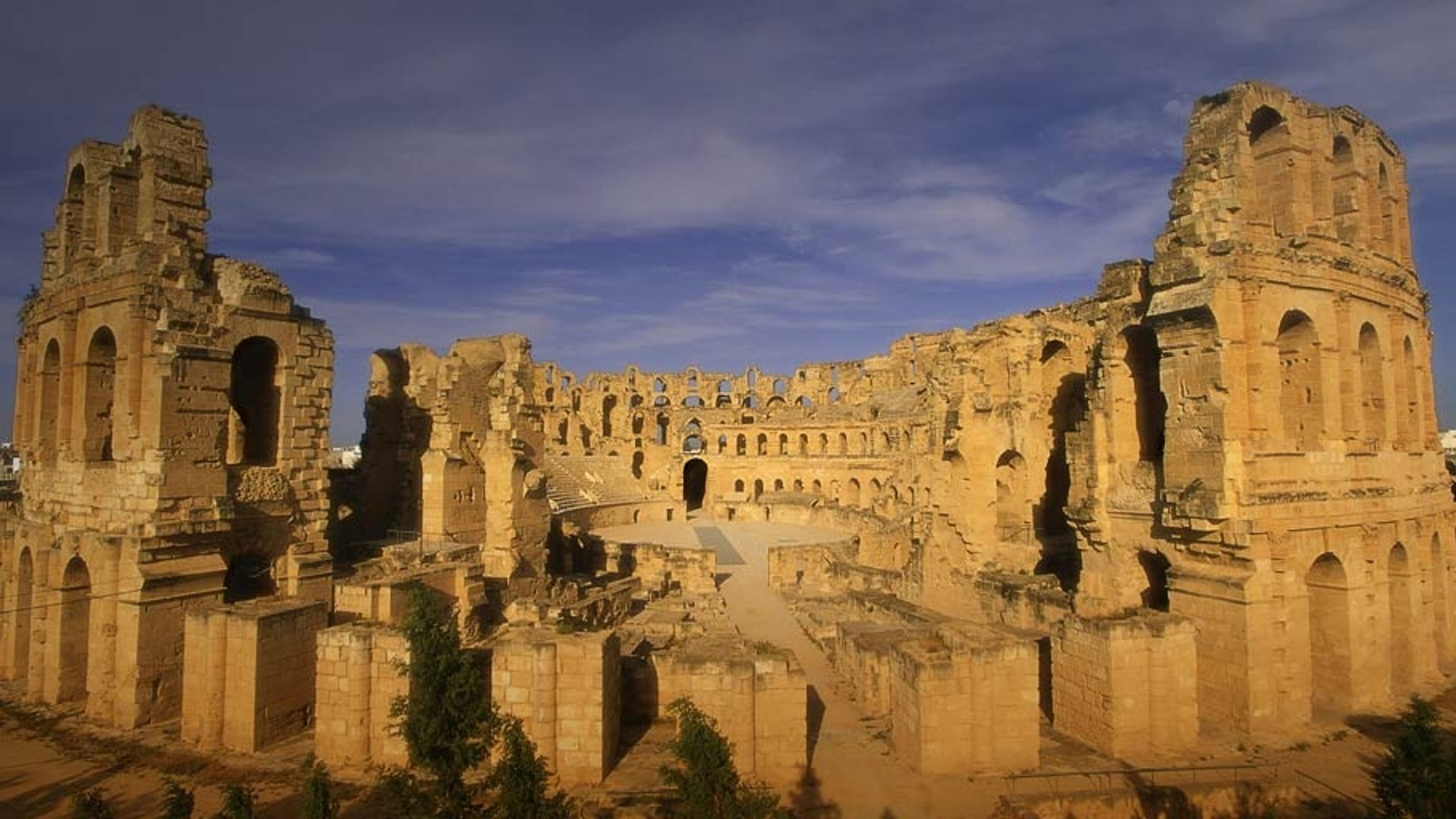 Roman coliseum at El Djem, Tunisia - Bing Gallery