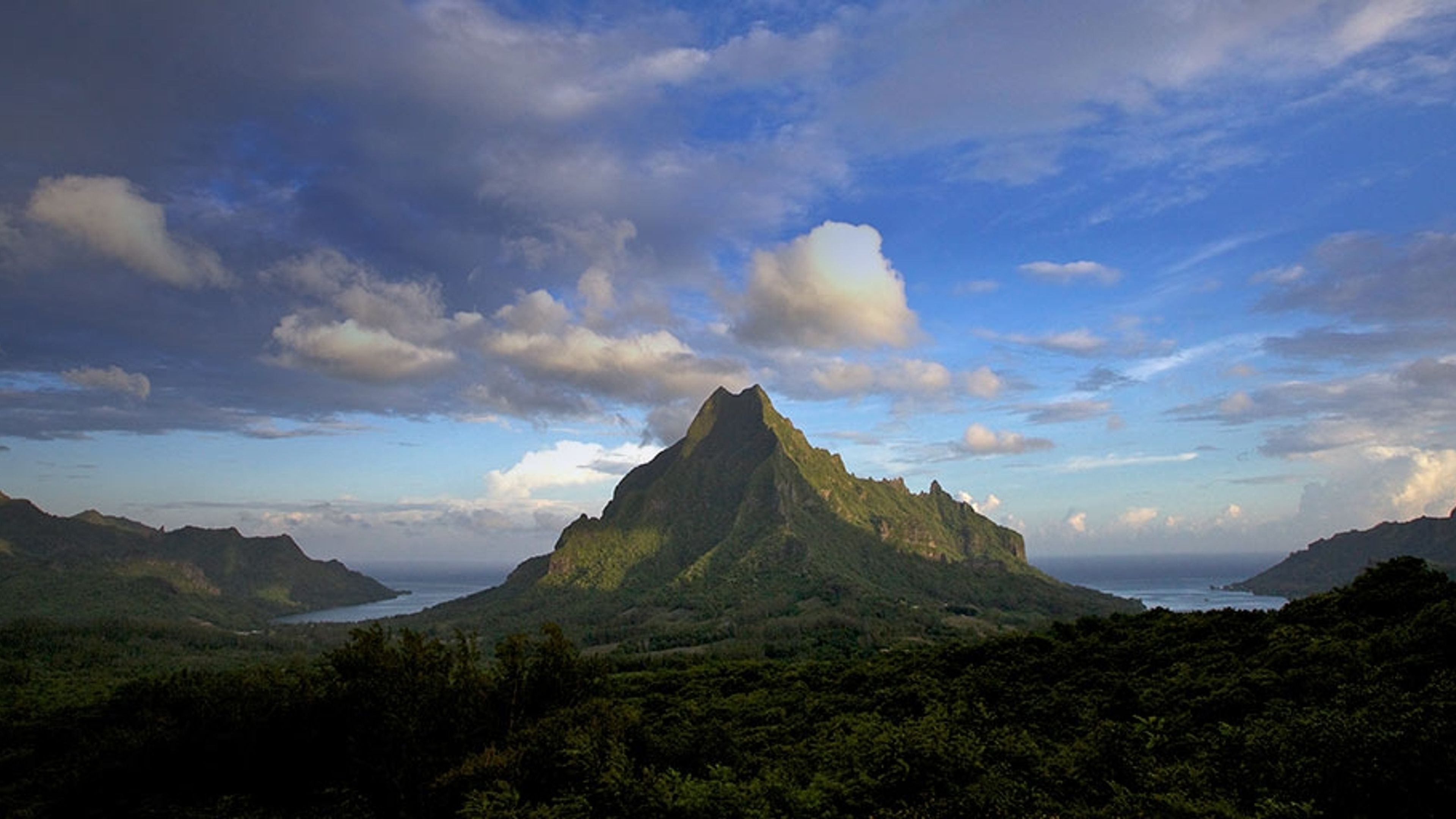 Mount Rotui in Moorea, French Polynesia - Bing Gallery