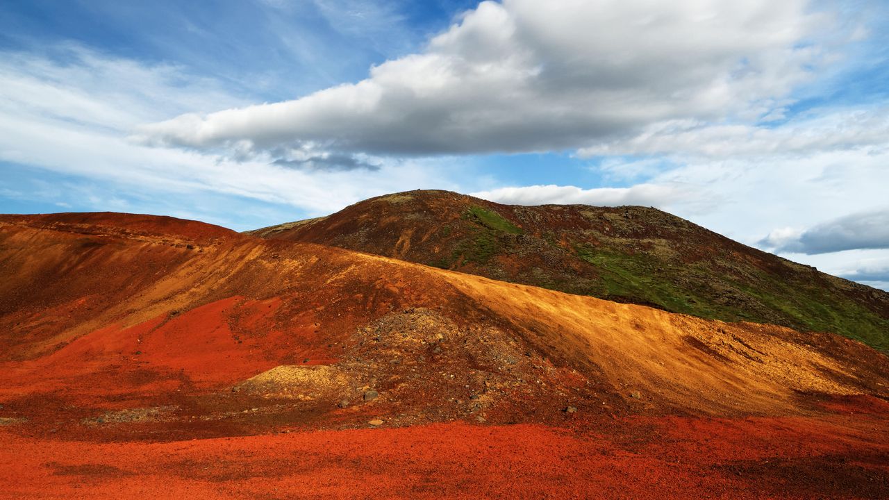 Rainbow road - Spotlight Gallery